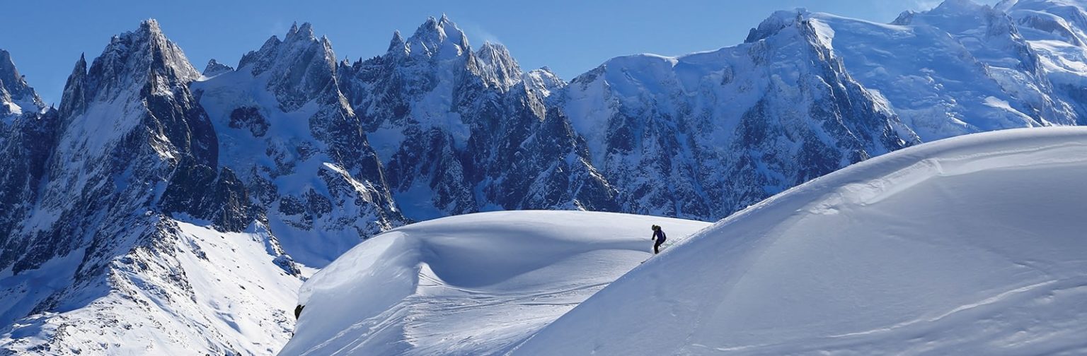 Skiing in Chamonix • Ultimate France